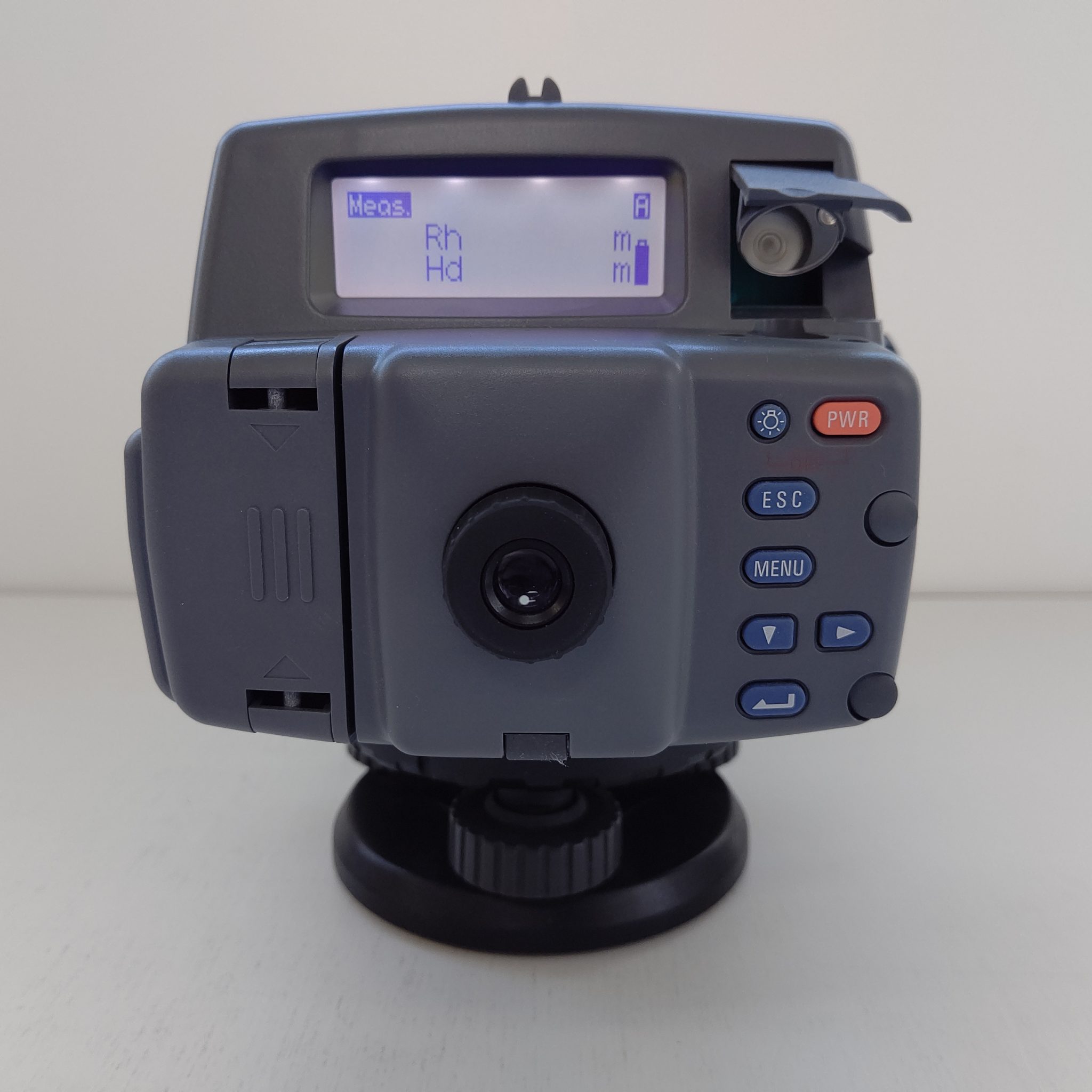 中古 ソキア デジタルレベル SDL50売り切れ - 有限会社湘南通商 │ 測量機専門店（レンタル・点検調整・修理・販売）